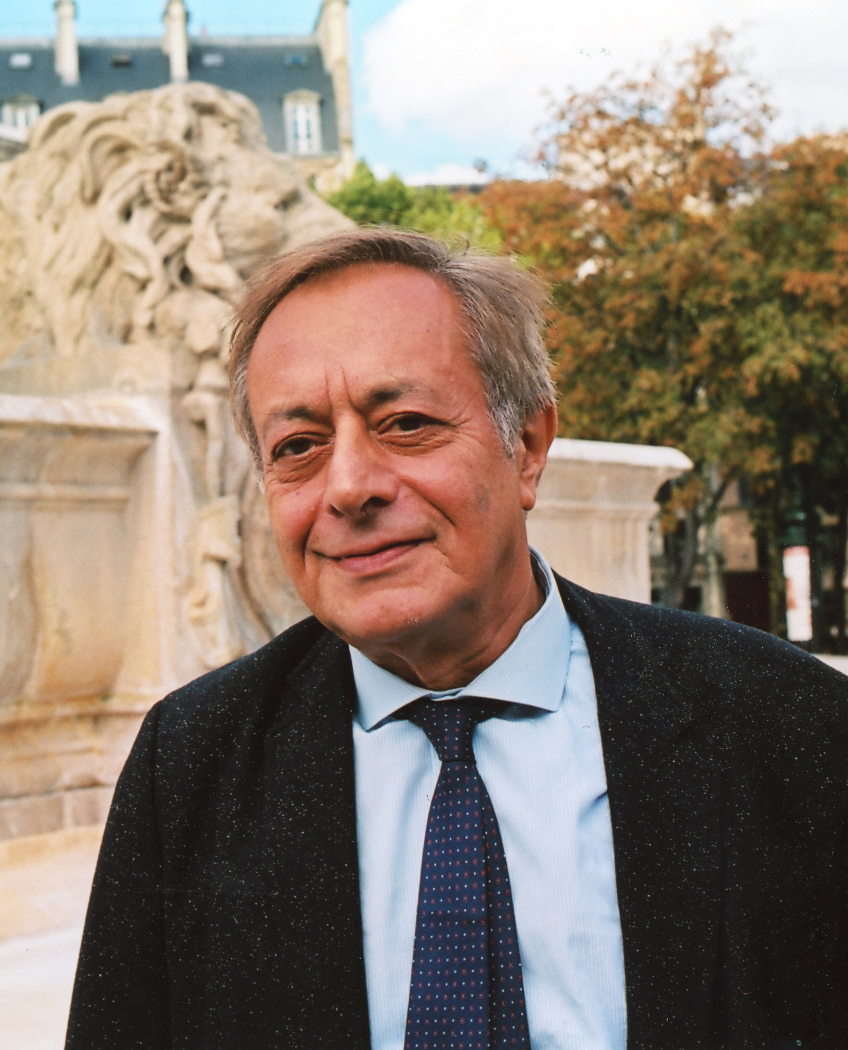COMMUNAUTE - Pierre Ménat, ancien ambassadeur de France en Roumanie