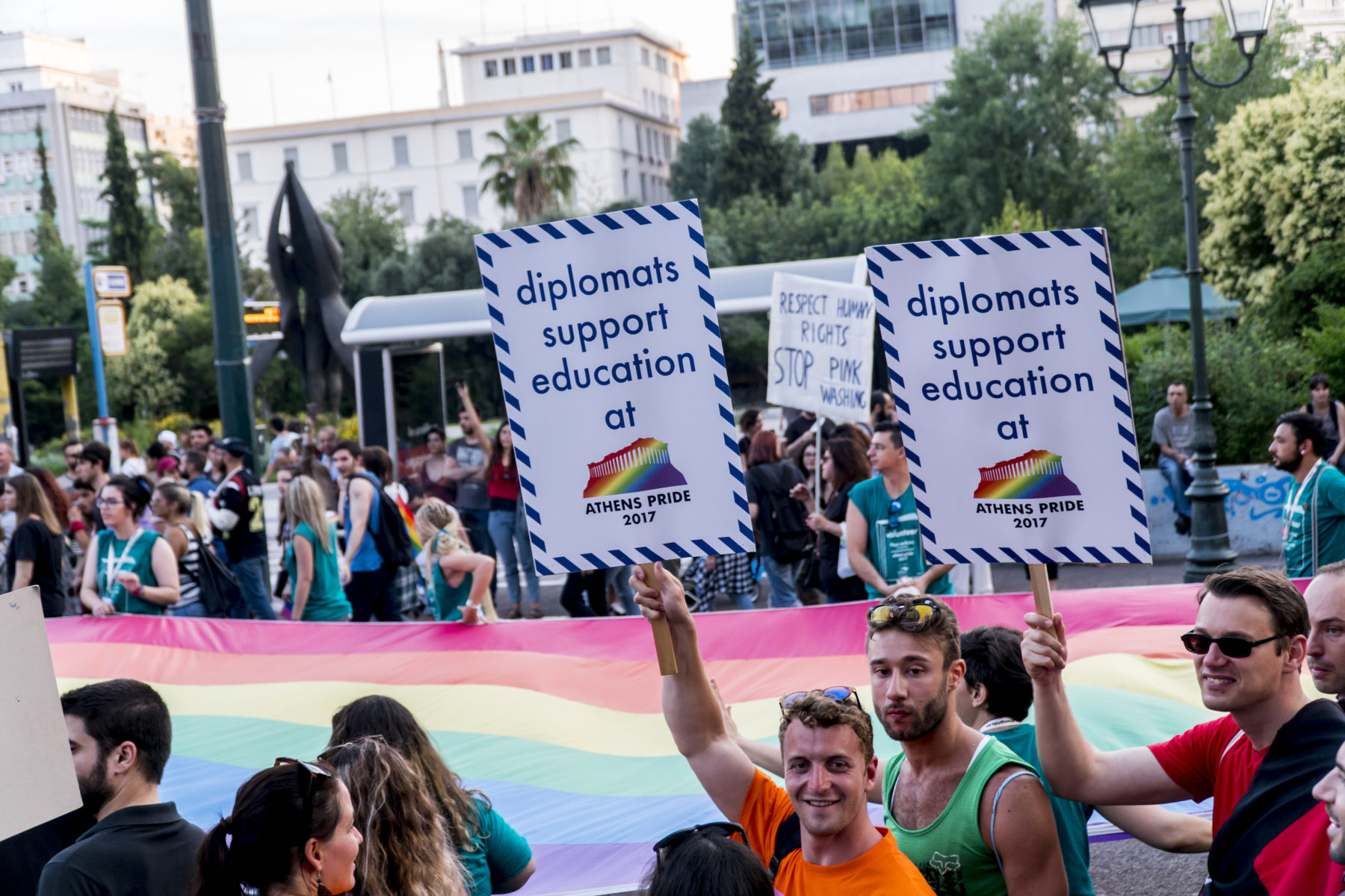 ATHENS PRIDE 2021 : " C'EST CE QUI NOUS UNIT