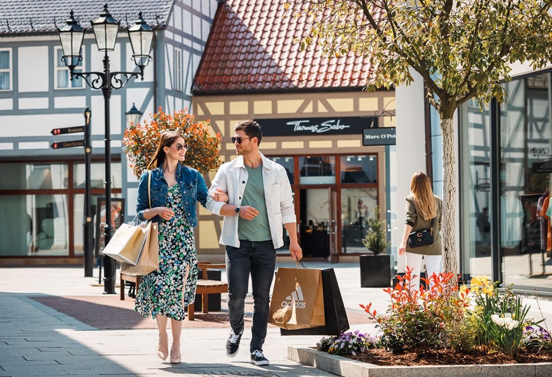 Destination shopping, les styles printaniers vous attendent au Designer ...