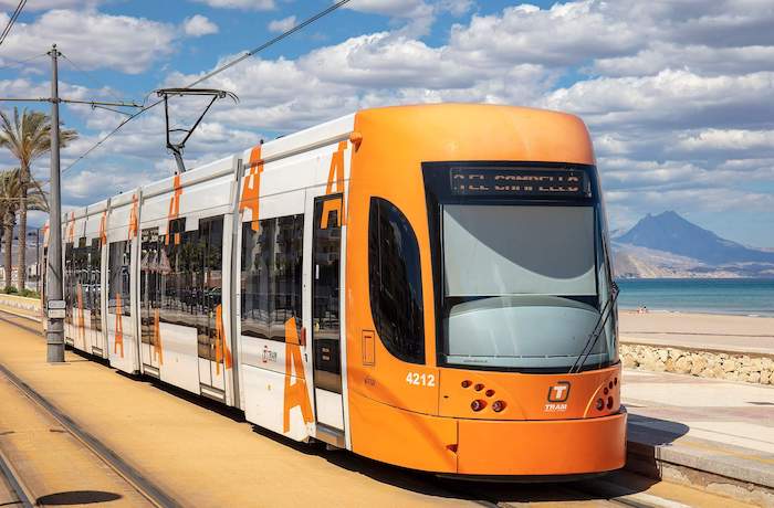 Prendre le tram à Alicante : le guide pratique