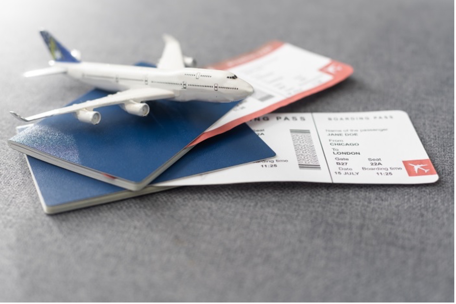 Comment déterminer si un billet d’avion à acheter est remboursable