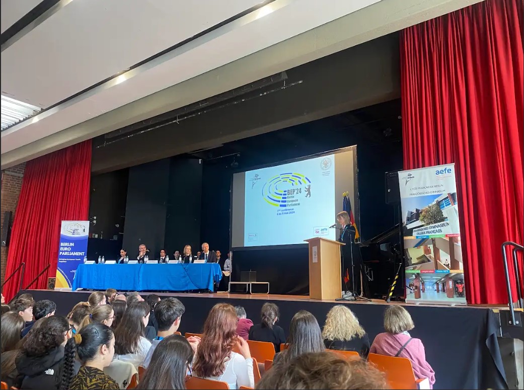 Première session du Berlin European Parliament au Lycée Français de Berlin