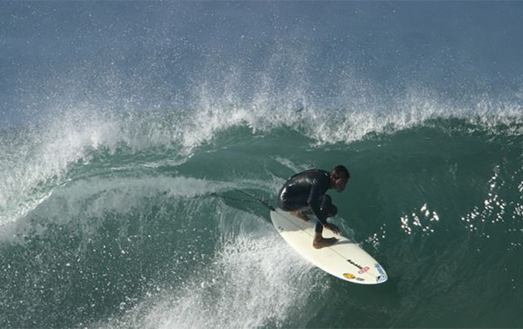 Clément Roseyro, l’espoir français du surf, prêt pour la World Surf ...