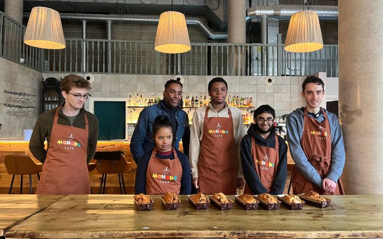 Ces jeunes du Mahaba Café en situation de handicap sont les pâtissiers ...