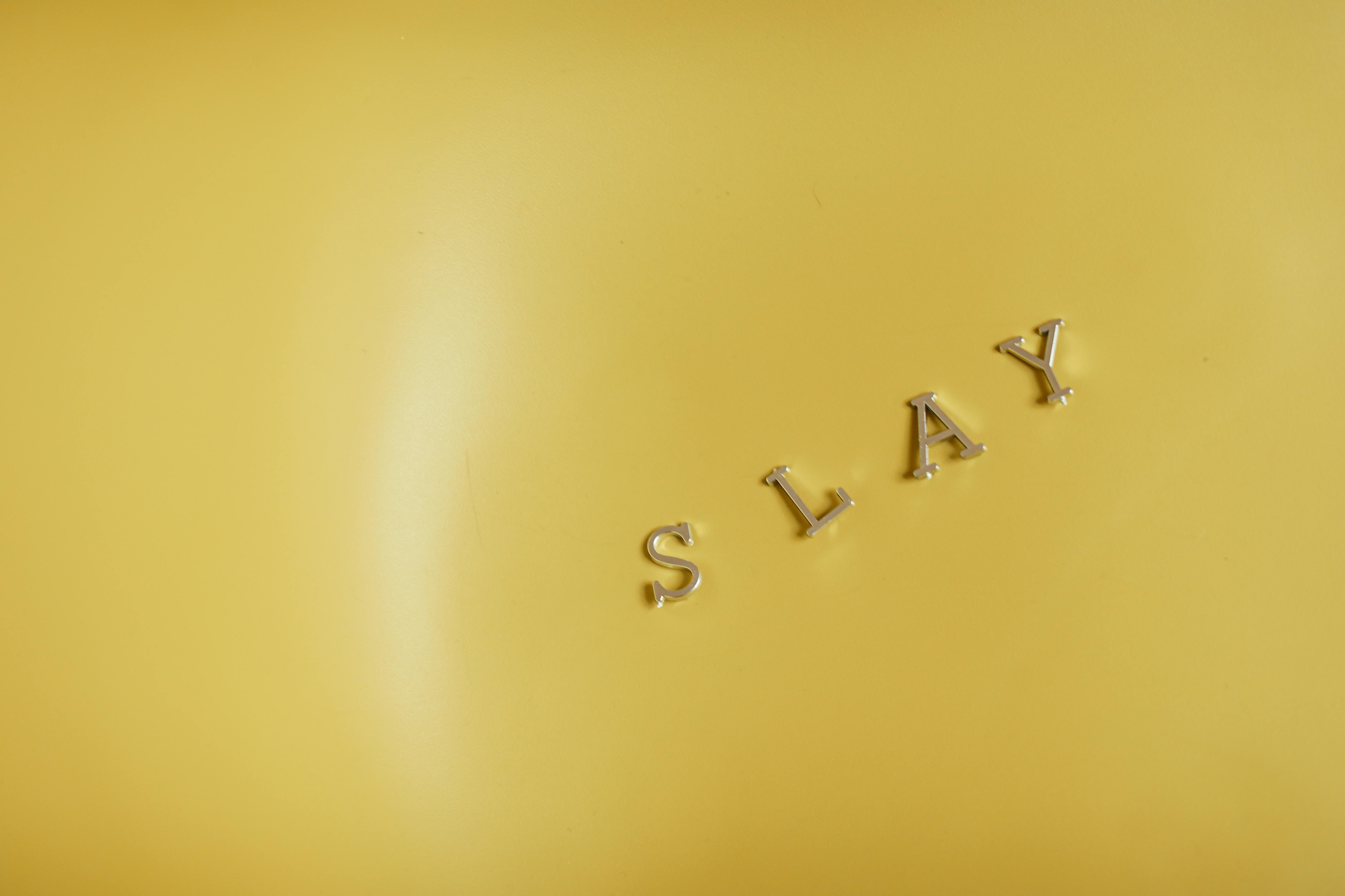 Slay, seum, miskine…La nouvelle vague d'argot submerge la France