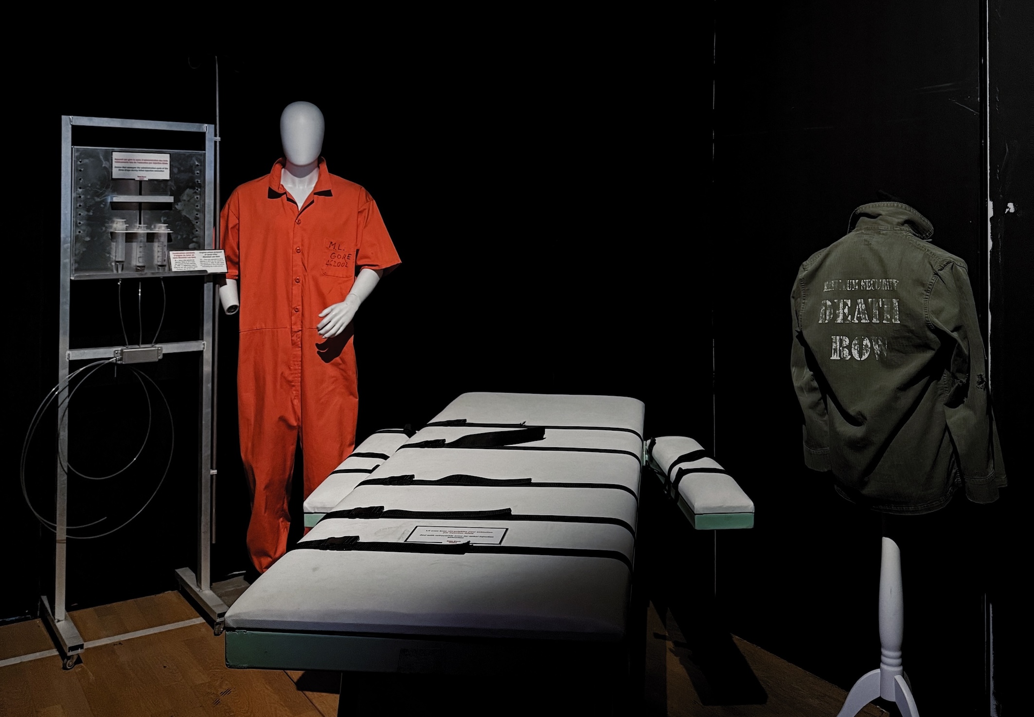 Serial Killer : l'exposition s'invite aux Galeries Montparnasse à Paris