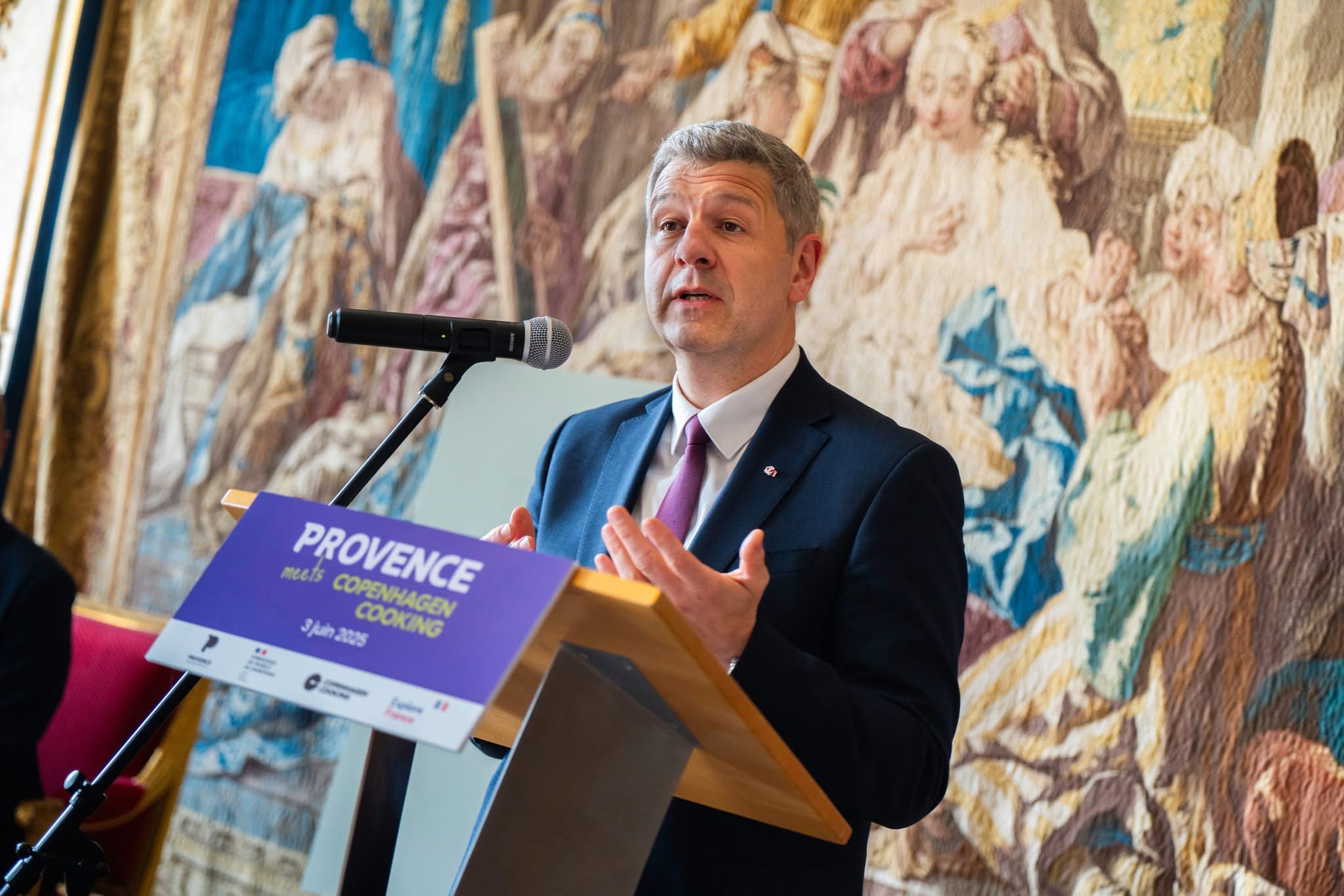 Christophe Parisot, ambassadeur au Danemark: "Servir les Français est ...