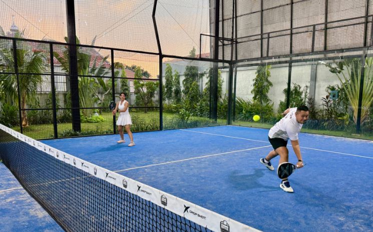 La padelmania déferle sur l’Indonésie