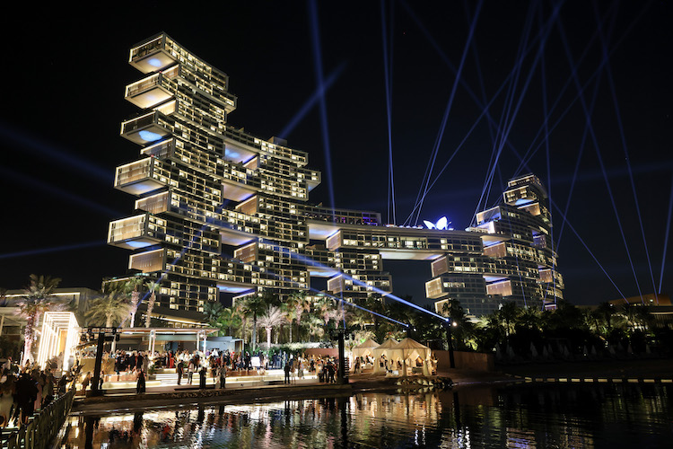 CARBONE Dubai fait sensation à Atlantis The Royal