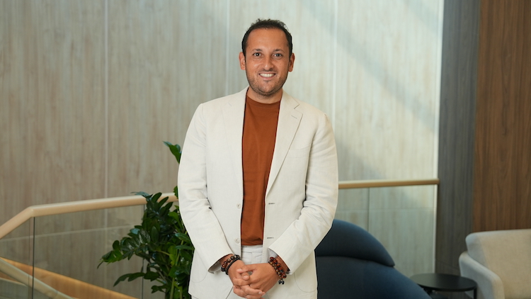 Stéphane Boukris : l’homme derrière la comédie musicale "Once Upon a ...