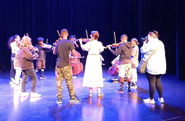 Le Lycée du Vanuatu récompensé pour Nabanga, “un projet artistique et ...