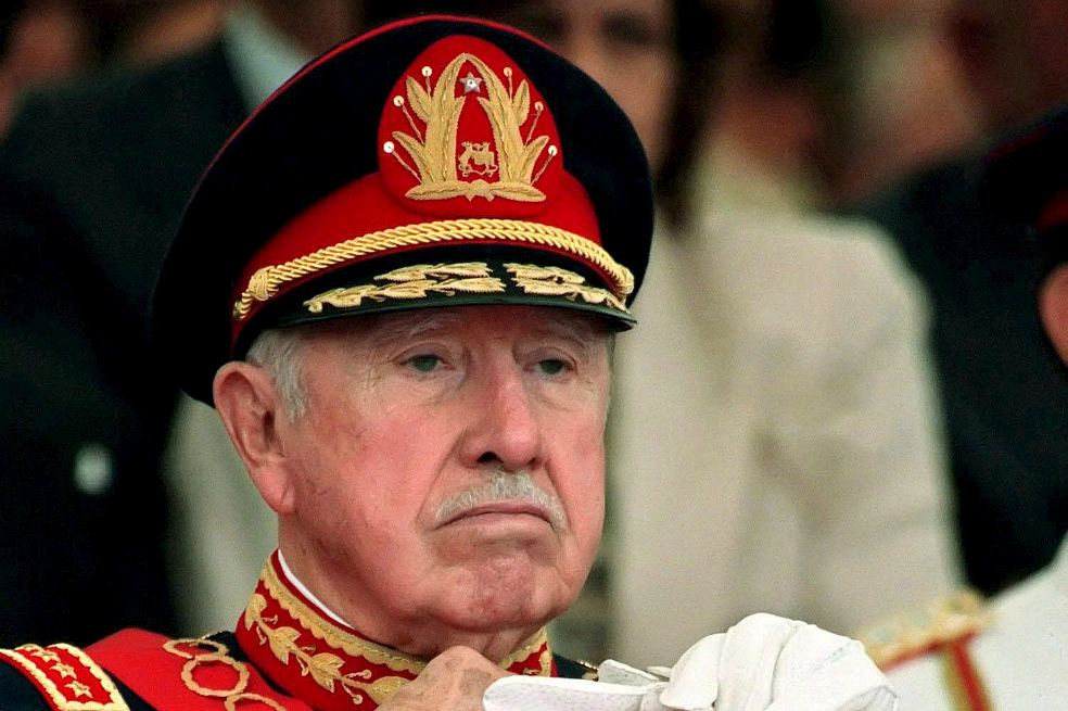 PINOCHET – Documentaire + hommage = grimaces
