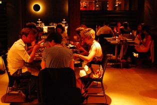 RESTO - Meza, le trio bar-boîte-resto de Soho