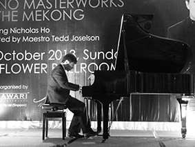 NICHOLAS HO - Un maestro en herbe