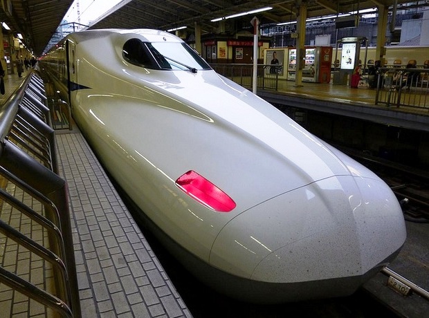 SHINKANSEN - Le train culte à grande vitesse fête ses 50 ans