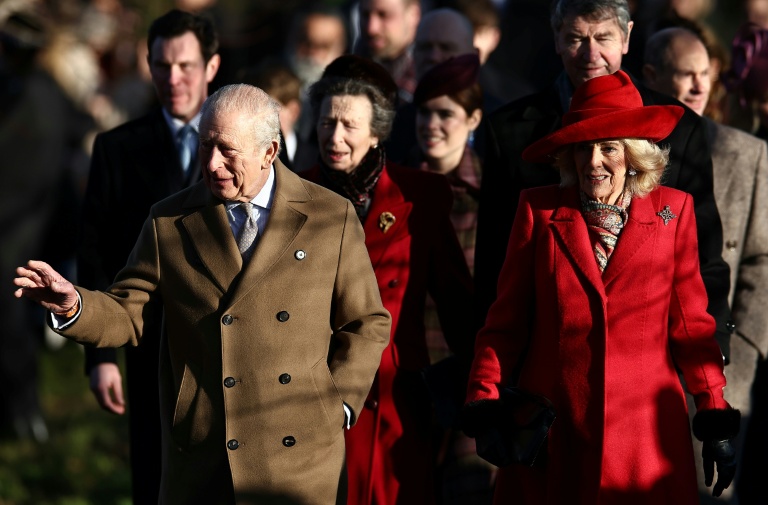 Dans son discours de Noël, Charles III en appelle à la "compassion" et ...