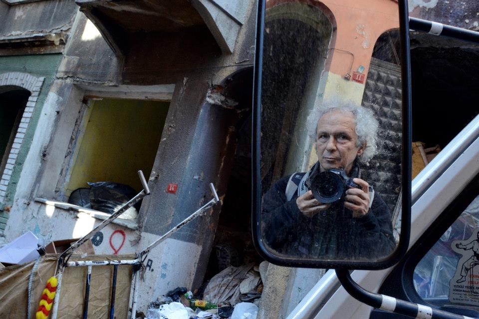 ALİ ÖZ, PHOTOJOURNALISTE – “Dans dix ans, Tarlabaʂı ressemblera à ...