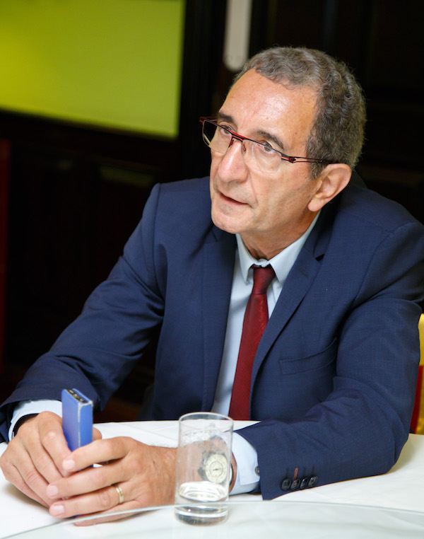 Une présidente de région pour conquérir les touristes à Hong Kong